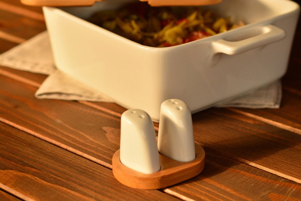 Set solnita si pipernita, Mbambu, 126MBM1106, Raft din bambus, Nuc/Alb ...