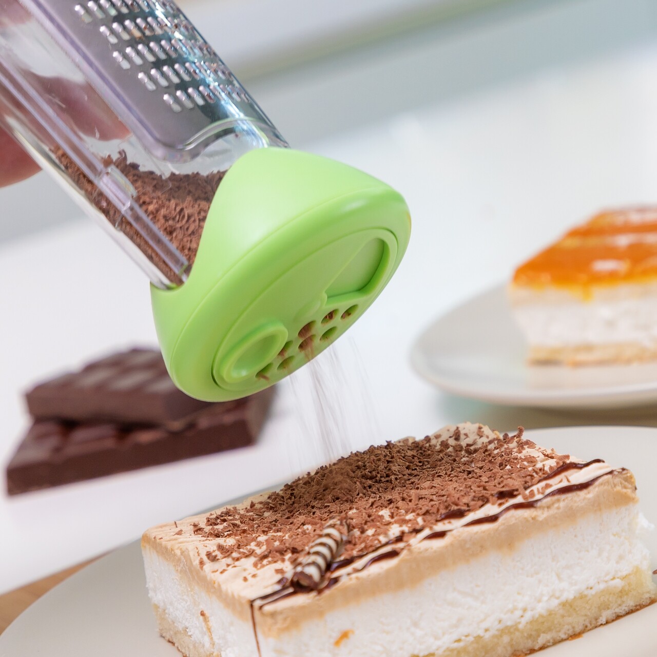 Razatoare cu recipient gradat Cheezy 3-in-1, InnovaGoods, 200 ml, 7 x ...