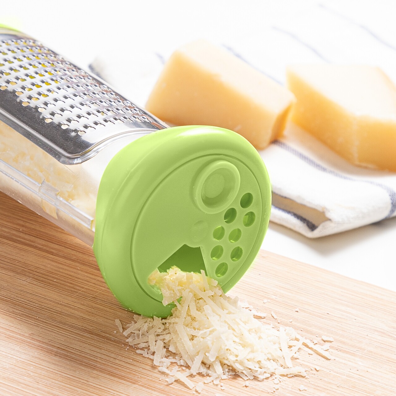 Razatoare cu recipient gradat Cheezy 3-in-1, InnovaGoods, 200 ml, 7 x ...